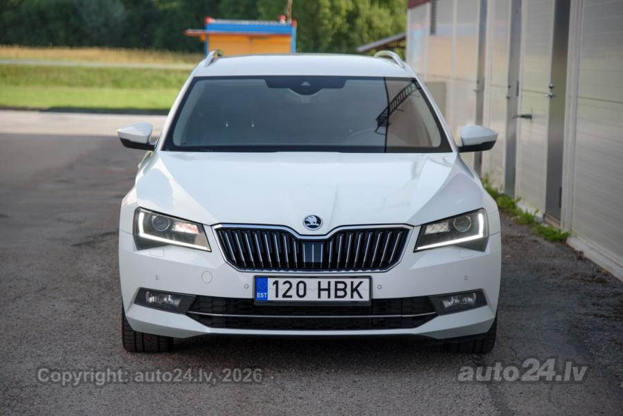 Balts Skoda SuperB 2015 Tallina, ar dzinēja tilpumu 2.00 L un nobraukumu 287 tūkst. km par 11200 €, foto 6 vietnē AUTOMOTO.COM.LV