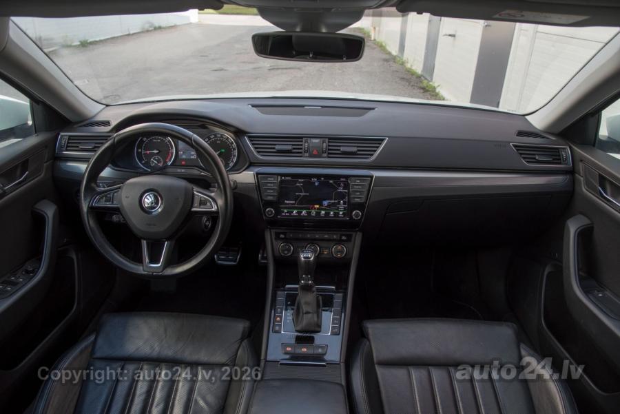 Balts Skoda SuperB 2015 Tallina, ar dzinēja tilpumu 2.00 L un nobraukumu 287 tūkst. km par 11200 €, foto 9 vietnē AUTOMOTO.COM.LV