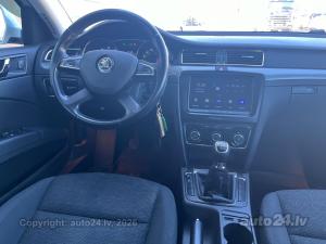 Balts Skoda SuperB 2015 Kuresāre, ar dzinēja tilpumu 1.80 L un nobraukumu 153 tūkst. km par 8290 €, foto 11 vietnē AUTOMOTO.COM.LV