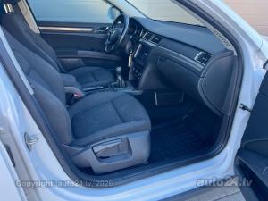 Balts Skoda SuperB 2015 Kuresāre, ar dzinēja tilpumu 1.80 L un nobraukumu 153 tūkst. km par 8290 €, foto 12 vietnē AUTOMOTO.COM.LV