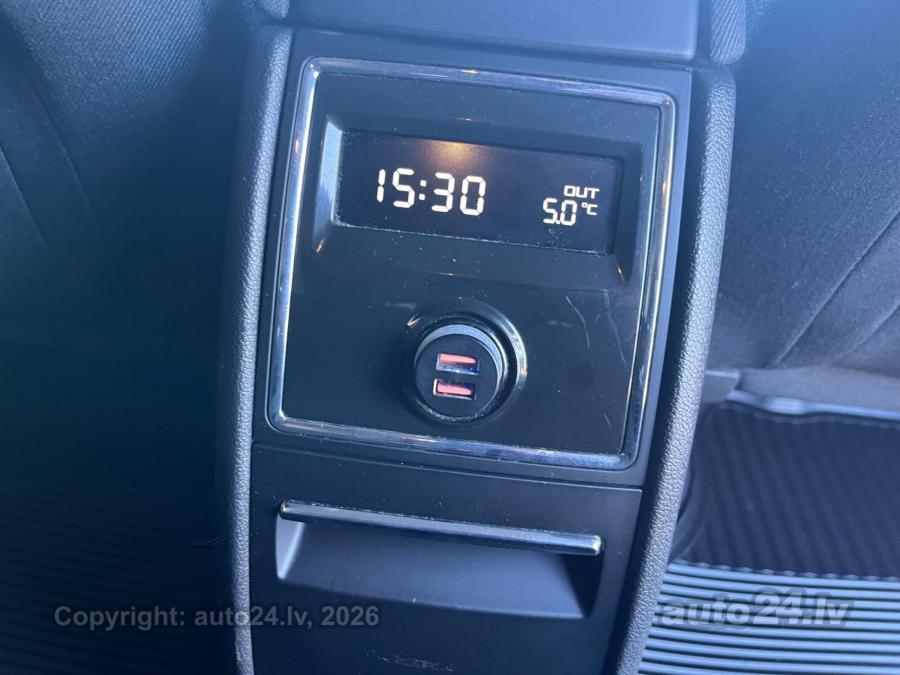 Balts Skoda SuperB 2015 Kuresāre, ar dzinēja tilpumu 1.80 L un nobraukumu 153 tūkst. km par 8290 €, foto 15 vietnē AUTOMOTO.COM.LV
