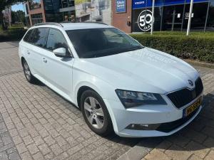 Balts Skoda SuperB 2015 Jūrmala, ar dzinēja tilpumu 1.60 L un nobraukumu 256 tūkst. km par 7995 €, foto 3 vietnē AUTOMOTO.COM.LV