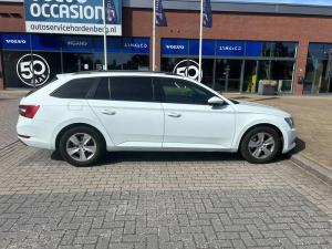 Balts Skoda SuperB 2015 Jūrmala, ar dzinēja tilpumu 1.60 L un nobraukumu 256 tūkst. km par 7995 €, foto 6 vietnē AUTOMOTO.COM.LV