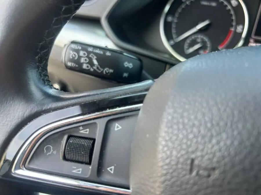 Balts Skoda SuperB 2015 Jūrmala, ar dzinēja tilpumu 1.60 L un nobraukumu 256 tūkst. km par 7995 €, foto 11 vietnē AUTOMOTO.COM.LV