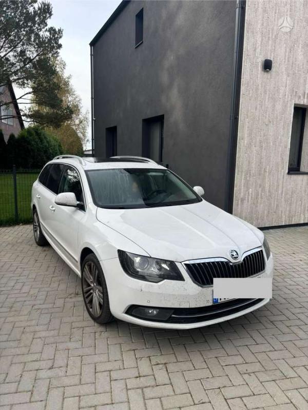 Balts Skoda SuperB 2015 Viļņa, ar dzinēja tilpumu 1.97 L un nobraukumu 290 tūkst. km par 6050 €, foto 1 vietnē AUTOMOTO.COM.LV