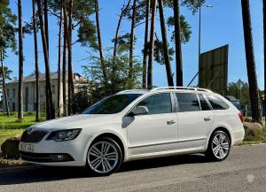 White Skoda SuperB 2015 in Vievis, with an engine capacity of 1.97 L and mileage of 280 thousand km for 5950 €, photo  on AUTOMOTO.COM.LV