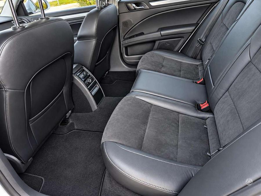 Balts Skoda SuperB 2015 Pakruojis, ar dzinēja tilpumu 1.97 L un nobraukumu 264 tūkst. km par 6300 €, foto 8 vietnē AUTOMOTO.COM.LV