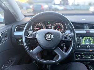White Skoda SuperB 2015 in Kaunas, with an engine capacity of 1.60 L and mileage of 215 thousand km for 5450 €, photo 17 on AUTOMOTO.COM.LV