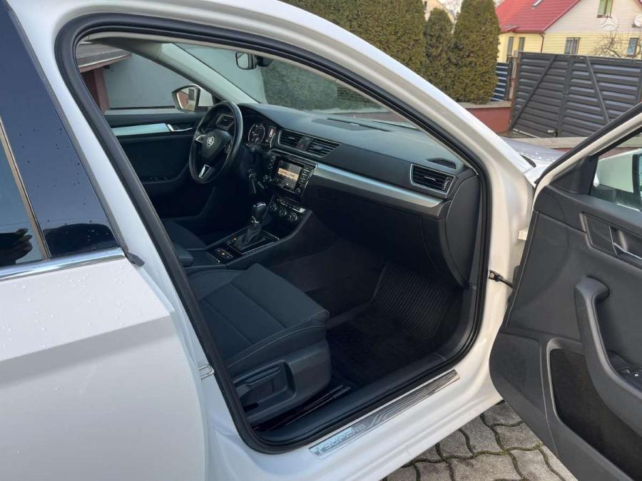 White Skoda SuperB 2016 in Kelme, with an engine capacity of 1.60 L and mileage of 427 thousand km for 7350 €, photo 12 on AUTOMOTO.COM.LV