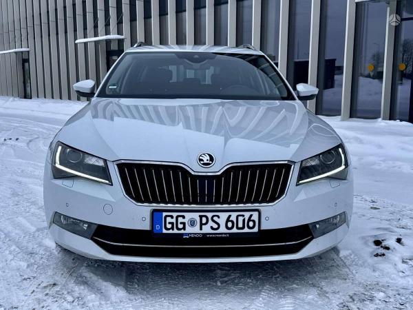 White Skoda SuperB 2016 in Vilnius, with an engine capacity of 1.97 L and mileage of 198 thousand km for 14990 €, photo 7 on AUTOMOTO.COM.LV