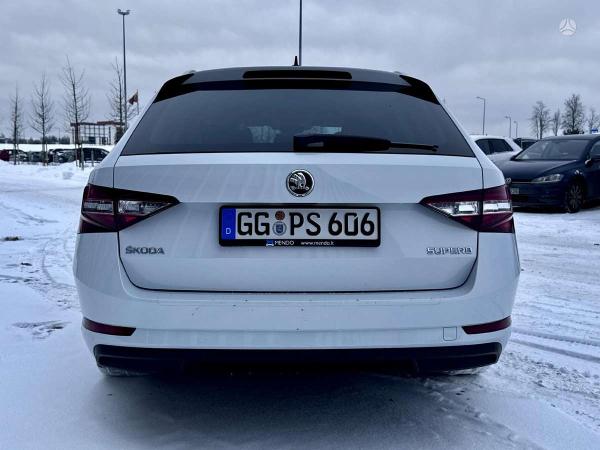 White Skoda SuperB 2016 in Vilnius, with an engine capacity of 1.97 L and mileage of 198 thousand km for 14990 €, photo 8 on AUTOMOTO.COM.LV