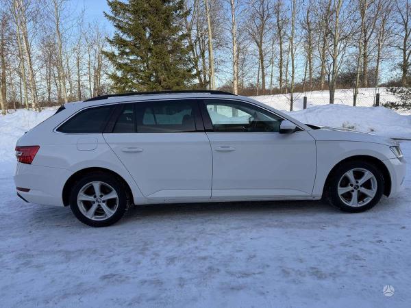 White Skoda SuperB 2016 in Kaunas, with an engine capacity of 1.60 L and mileage of 429 thousand km for 7150 €, photo 2 on AUTOMOTO.COM.LV