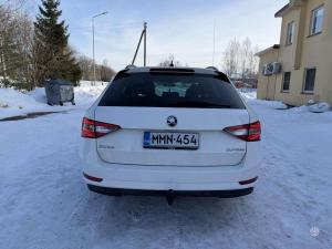 Balts Skoda SuperB 2016 Kauņa, ar dzinēja tilpumu 1.60 L un nobraukumu 429 tūkst. km par 7150 €, foto 4 vietnē AUTOMOTO.COM.LV