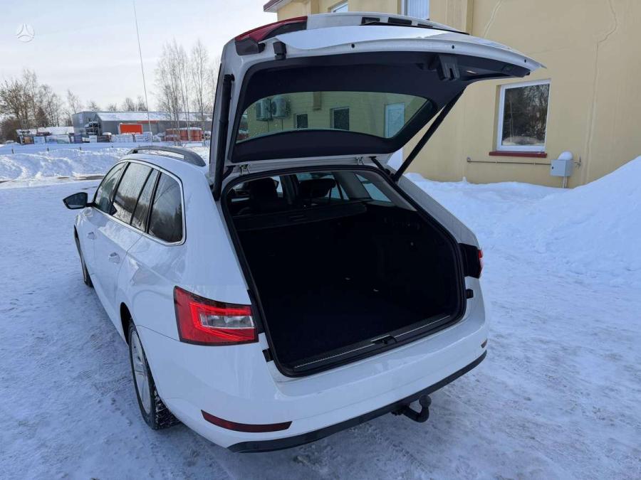 Balts Skoda SuperB 2016 Kauņa, ar dzinēja tilpumu 1.60 L un nobraukumu 429 tūkst. km par 7150 €, foto 20 vietnē AUTOMOTO.COM.LV