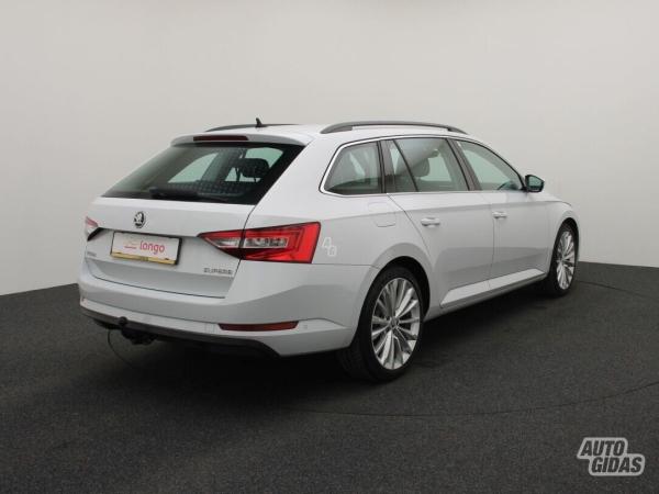 White Skoda SuperB 2016 in Vilnius, with an engine capacity of 1.40 L and mileage of 209 thousand km for 9699 €, photo 8 on AUTOMOTO.COM.LV