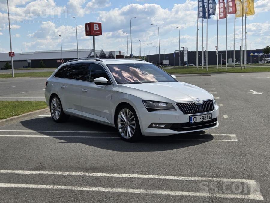 Balts Skoda SuperB 2016 Rīga, ar dzinēja tilpumu 2.00 L un nobraukumu 181 tūkst. km par 17300 €, foto 4 vietnē AUTOMOTO.COM.LV