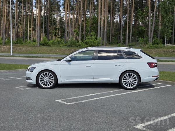 Balts Skoda SuperB 2016 Rīga, ar dzinēja tilpumu 2.00 L un nobraukumu 181 tūkst. km par 17300 €, foto 5 vietnē AUTOMOTO.COM.LV