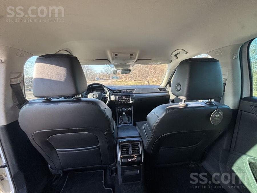 Balts Skoda SuperB 2016 Rīga, ar dzinēja tilpumu 2.00 L un nobraukumu 417 tūkst. km par 5900 €, foto 13 vietnē AUTOMOTO.COM.LV