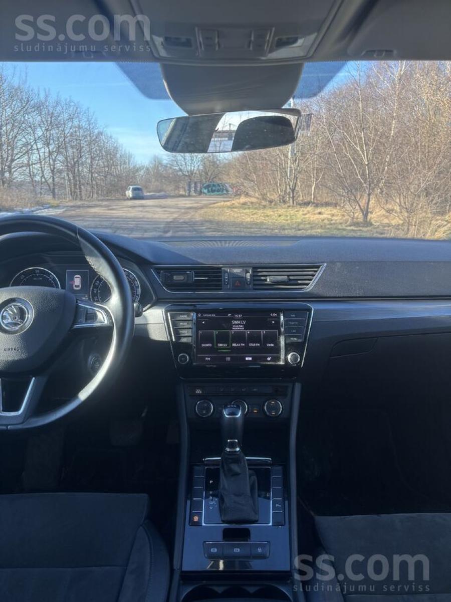 Balts Skoda SuperB 2016 Rīga, ar dzinēja tilpumu 2.00 L un nobraukumu 417 tūkst. km par 5900 €, foto 14 vietnē AUTOMOTO.COM.LV