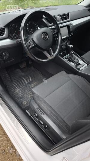 White Skoda SuperB 2016 in Klaipeda, with an engine capacity of 2.00 L and mileage of 325 thousand km for 5500 €, photo 7 on AUTOMOTO.COM.LV