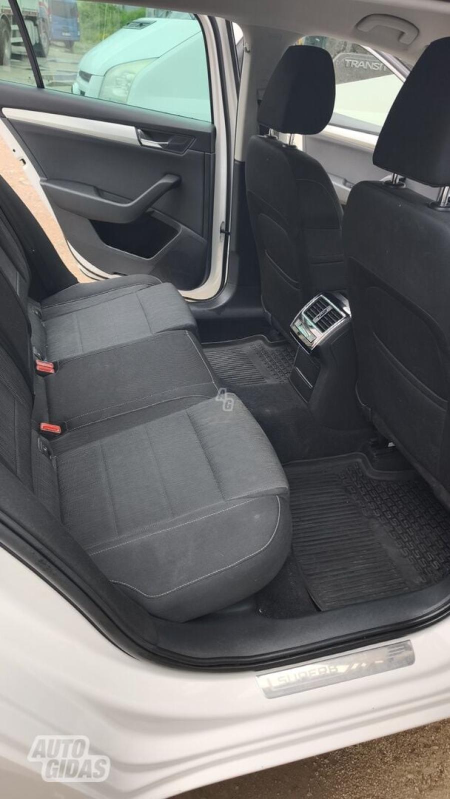 White Skoda SuperB 2016 in Klaipeda, with an engine capacity of 2.00 L and mileage of 325 thousand km for 5500 €, photo 10 on AUTOMOTO.COM.LV