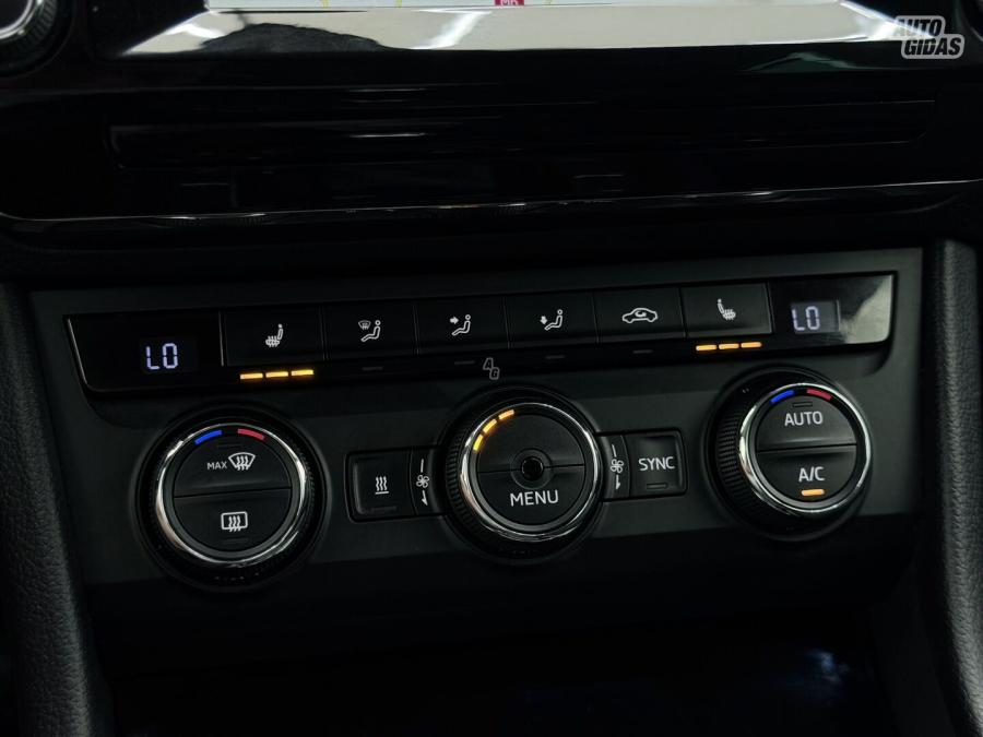 Balts Skoda SuperB 2016 Avižieniai, ar dzinēja tilpumu 2.00 L un nobraukumu 307 tūkst. km par 11990 €, foto 29 vietnē AUTOMOTO.COM.LV