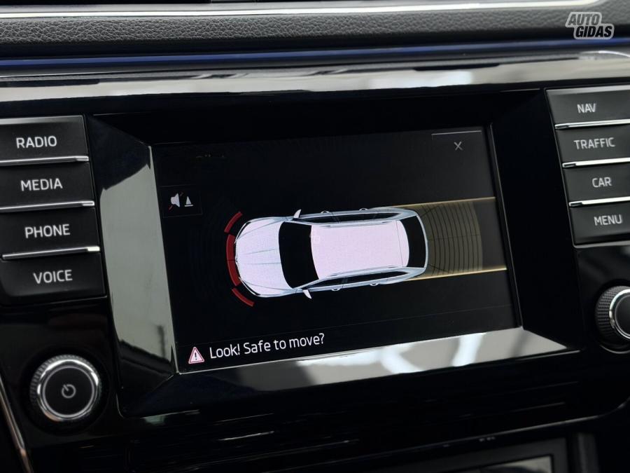 Balts Skoda SuperB 2016 Avižieniai, ar dzinēja tilpumu 2.00 L un nobraukumu 307 tūkst. km par 11990 €, foto 32 vietnē AUTOMOTO.COM.LV