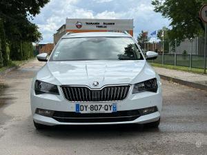 White Skoda SuperB 2016 in Taurage, with an engine capacity of 1.97 L and mileage of 300 thousand km for 8000 €, photo 3 on AUTOMOTO.COM.LV