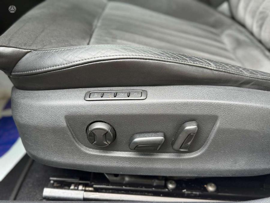 White Skoda SuperB 2016 in Taurage, with an engine capacity of 1.97 L and mileage of 300 thousand km for 8000 €, photo 12 on AUTOMOTO.COM.LV
