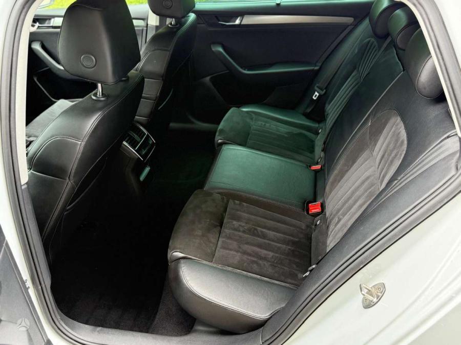 White Skoda SuperB 2016 in Taurage, with an engine capacity of 1.97 L and mileage of 300 thousand km for 8000 €, photo 20 on AUTOMOTO.COM.LV