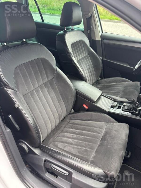Balts Skoda SuperB 2016 Rīga, ar dzinēja tilpumu 2.00 L un nobraukumu 425 tūkst. km par 5450 €, foto 10 vietnē AUTOMOTO.COM.LV
