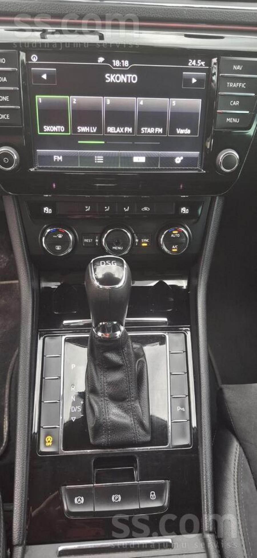 White Skoda SuperB 2016 in Riga, with an engine capacity of 2.00 L and mileage of 425 thousand km for 5450 €, photo 16 on AUTOMOTO.COM.LV