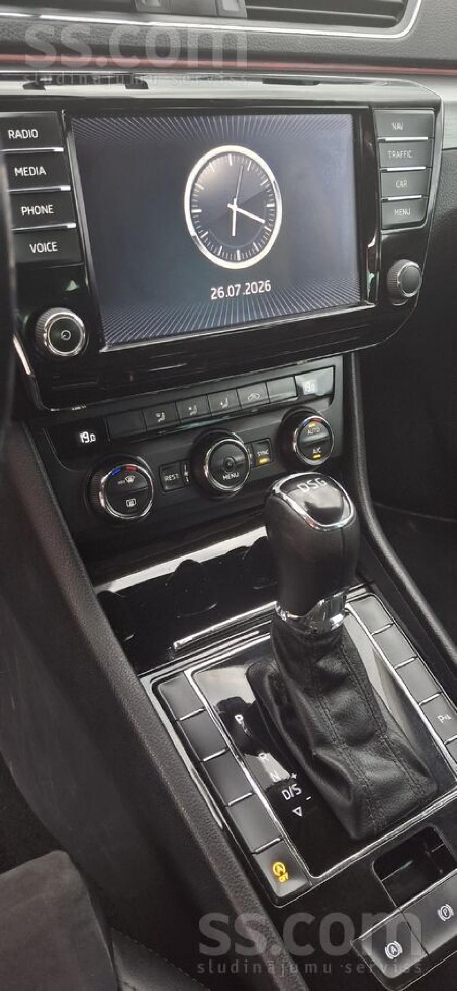 White Skoda SuperB 2016 in Riga, with an engine capacity of 2.00 L and mileage of 425 thousand km for 5450 €, photo 17 on AUTOMOTO.COM.LV