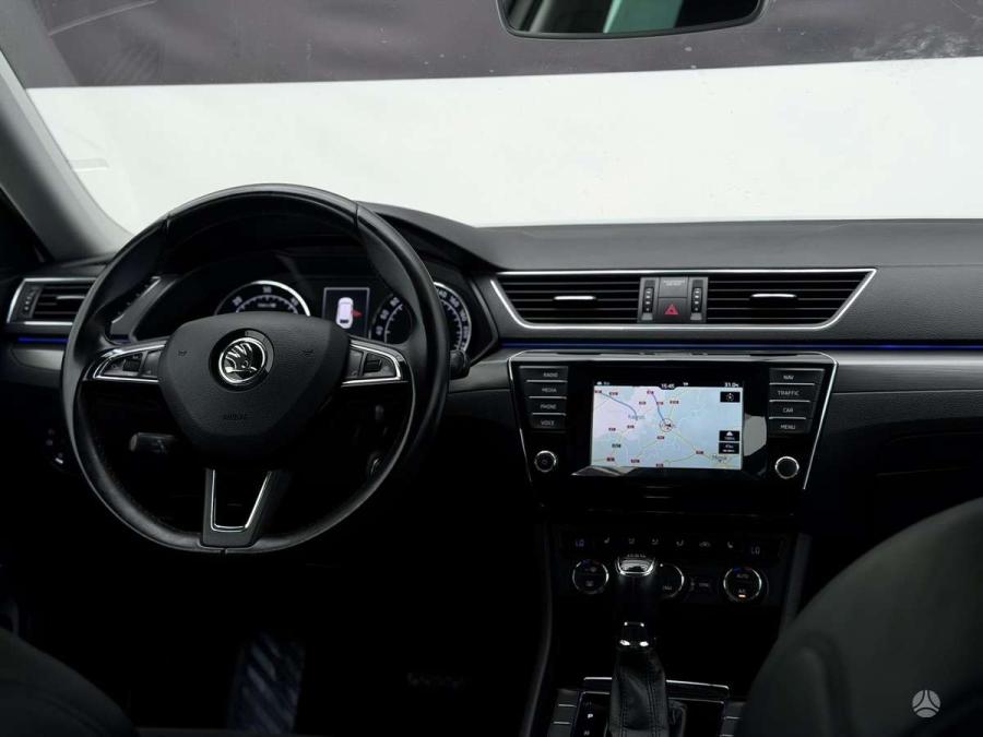 White Skoda SuperB 2016 in Vilnius, with an engine capacity of 1.97 L and mileage of 307 thousand km for 11390 €, photo 19 on AUTOMOTO.COM.LV