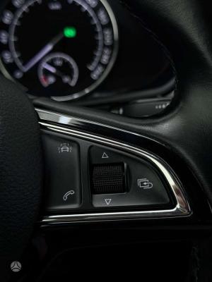 White Skoda SuperB 2016 in Vilnius, with an engine capacity of 1.97 L and mileage of 307 thousand km for 11390 €, photo 34 on AUTOMOTO.COM.LV