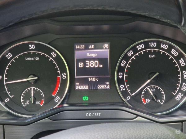 Balts Skoda SuperB 2016 Viļņa, ar dzinēja tilpumu 1.97 L un nobraukumu 340 tūkst. km par 9500 €, foto 9 vietnē AUTOMOTO.COM.LV
