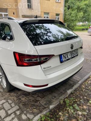 Balts Skoda SuperB 2016 Rīga, ar dzinēja tilpumu 2.00 L un nobraukumu 241 tūkst. km par 12000 €, foto 3 vietnē AUTOMOTO.COM.LV