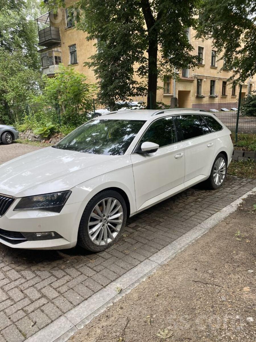 Balts Skoda SuperB 2016 Rīga, ar dzinēja tilpumu 2.00 L un nobraukumu 241 tūkst. km par 12000 €, foto 4 vietnē AUTOMOTO.COM.LV