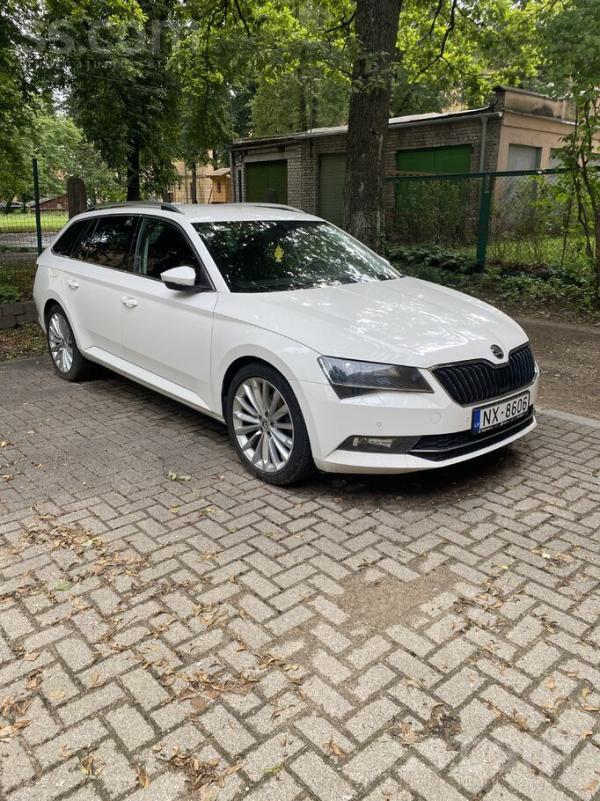 Balts Skoda SuperB 2016 Rīga, ar dzinēja tilpumu 2.00 L un nobraukumu 241 tūkst. km par 12000 €, foto 5 vietnē AUTOMOTO.COM.LV