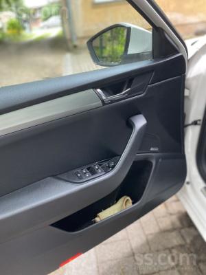Balts Skoda SuperB 2016 Rīga, ar dzinēja tilpumu 2.00 L un nobraukumu 241 tūkst. km par 12000 €, foto 9 vietnē AUTOMOTO.COM.LV