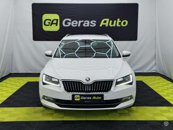 White Skoda SuperB 2016 in Vilnius, with an engine capacity of 1.97 L and mileage of 307 thousand km for 10999 €, photo 7 on AUTOMOTO.COM.LV