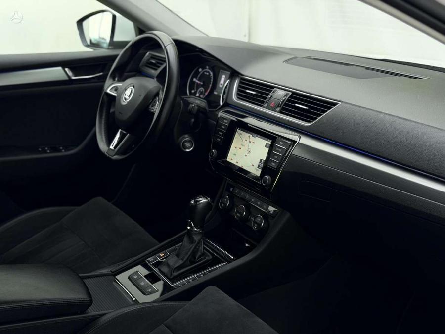 Balts Skoda SuperB 2016 Viļņa, ar dzinēja tilpumu 1.97 L un nobraukumu 307 tūkst. km par 10999 €, foto 17 vietnē AUTOMOTO.COM.LV