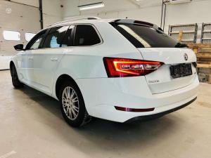 Balts Skoda SuperB 2016 Kauņa, ar dzinēja tilpumu 1.97 L un nobraukumu 269 tūkst. km par 10200 €, foto  vietnē AUTOMOTO.COM.LV