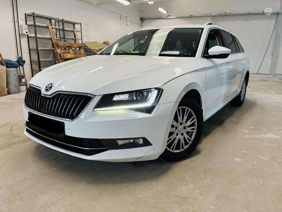 Balts Skoda SuperB 2016 Kauņa, ar dzinēja tilpumu 1.97 L un nobraukumu 269 tūkst. km par 10200 €, foto 4 vietnē AUTOMOTO.COM.LV