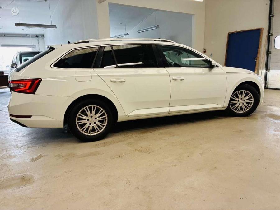 Balts Skoda SuperB 2016 Kauņa, ar dzinēja tilpumu 1.97 L un nobraukumu 269 tūkst. km par 10200 €, foto 8 vietnē AUTOMOTO.COM.LV