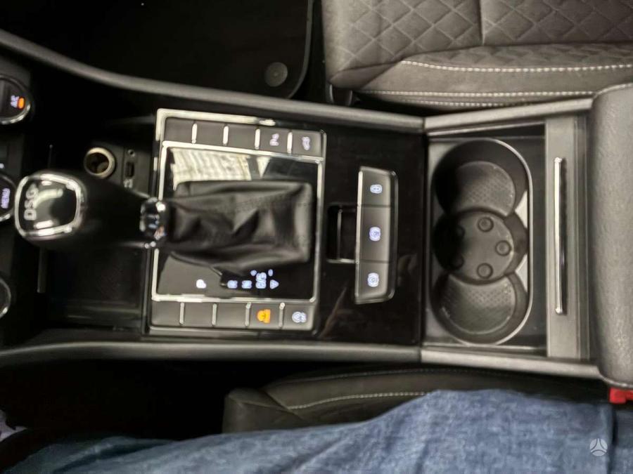 Balts Skoda SuperB 2016 Kauņa, ar dzinēja tilpumu 1.97 L un nobraukumu 269 tūkst. km par 10200 €, foto 17 vietnē AUTOMOTO.COM.LV
