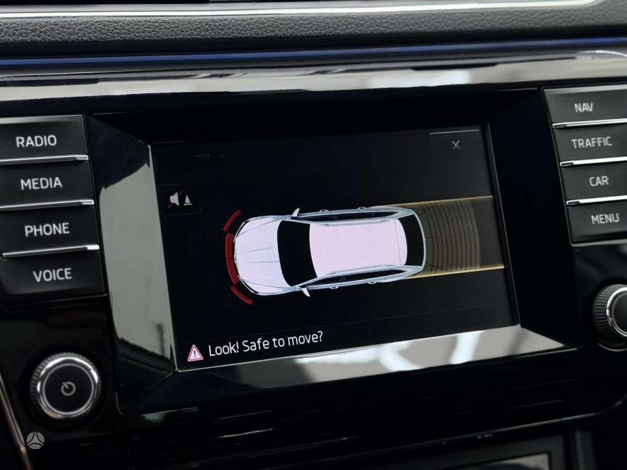 Balts Skoda SuperB 2016 Viļņa, ar dzinēja tilpumu 1.97 L un nobraukumu 307 tūkst. km par 10950 €, foto 32 vietnē AUTOMOTO.COM.LV