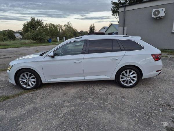 White Skoda SuperB 2016 in Alytus, with an engine capacity of 1.80 L and mileage of 245 thousand km for 9950 €, photo 8 on AUTOMOTO.COM.LV