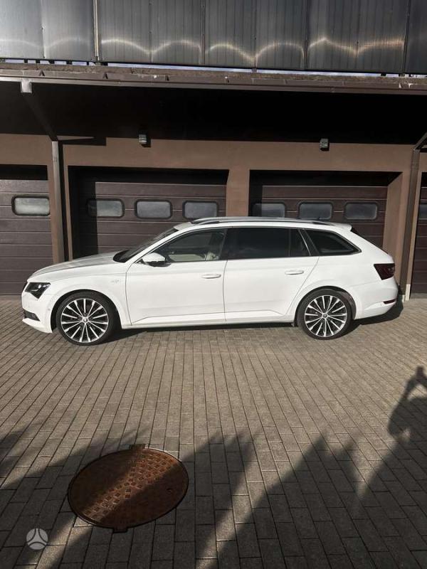 White Skoda SuperB 2016 in Siauliai, with an engine capacity of 1.97 L and mileage of 224 thousand km for 13000 €, photo 6 on AUTOMOTO.COM.LV