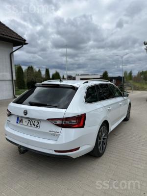 Balts Skoda SuperB 2016 Rīga, ar dzinēja tilpumu 2.00 L un nobraukumu 300 tūkst. km par 10700 €, foto 4 vietnē AUTOMOTO.COM.LV